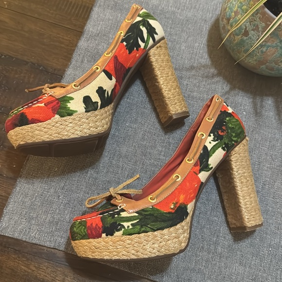 Milly | Shoes | Milly Sperry Top Sider Red And Green Floral Platform ...